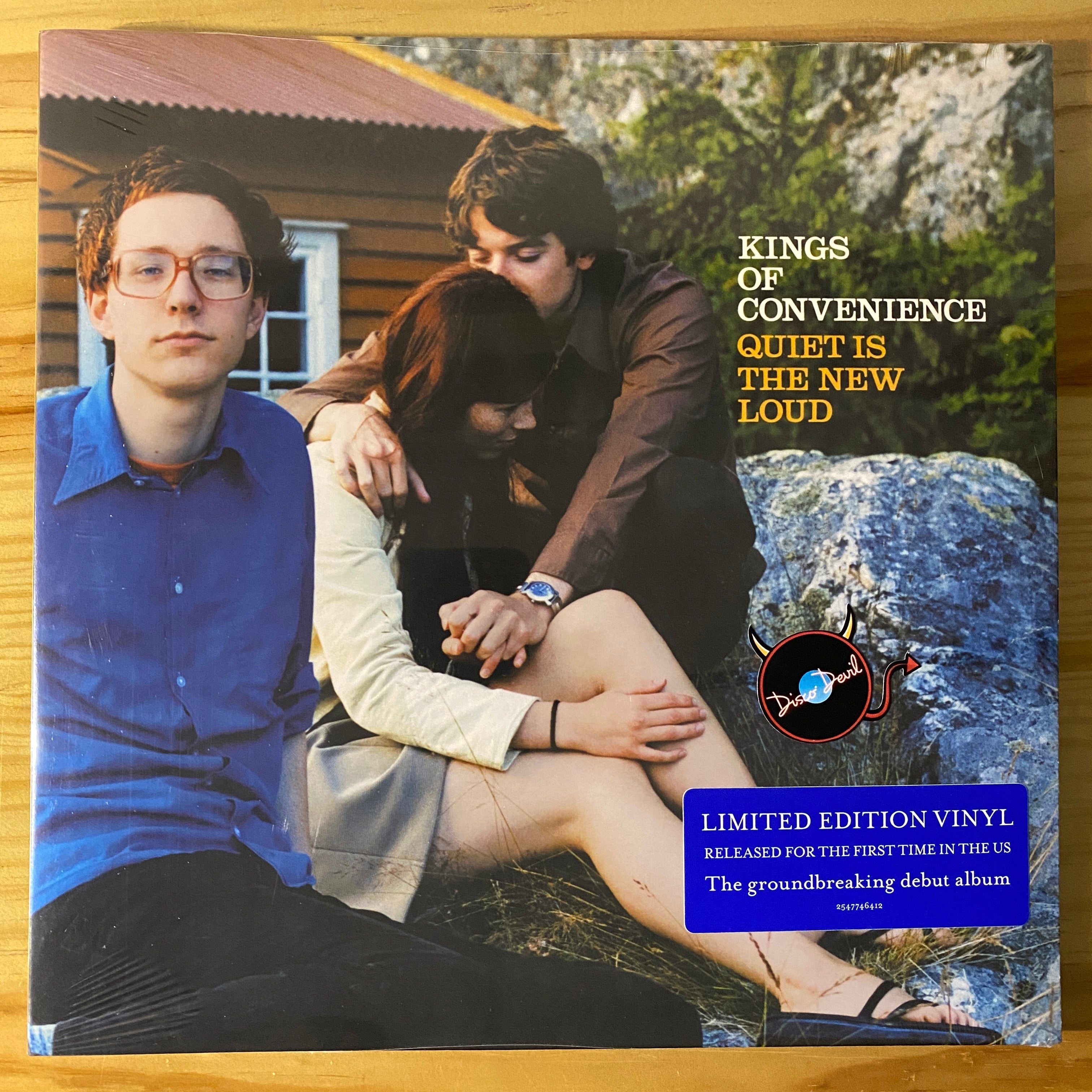 Kings of Convenience - Quiet is the New Loud – Disco Devil | Página Oficial